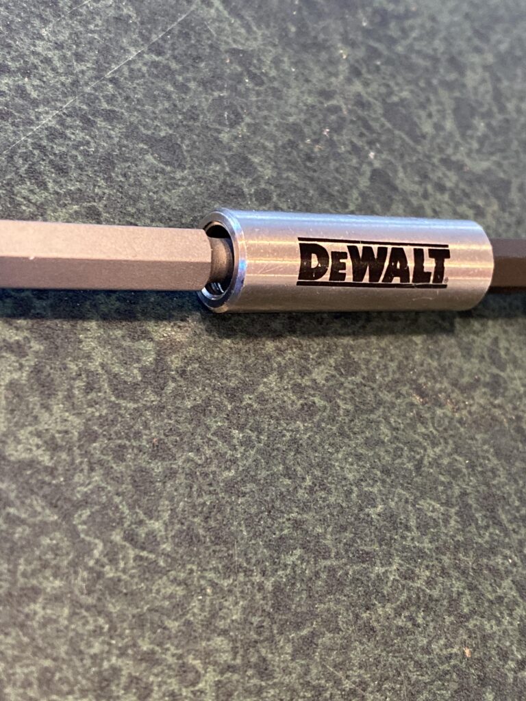 How to Remove Dewalt Drill Bit from Extender: Easy Step-by-Step Guide ...